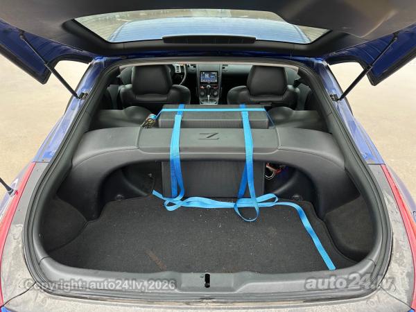 Zils Nissan 350Z 2005 Tallina, ar dzinēja tilpumu 3.50 L un nobraukumu 175 tūkst. km par 14000 €, foto 6 vietnē AUTOMOTO.COM.LV