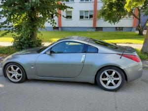 Pelēks Nissan 350Z 2004 Šauļi, ar dzinēja tilpumu 3.50 L un nobraukumu 139 tūkst. km par 9000 €, foto 3 vietnē AUTOMOTO.COM.LV