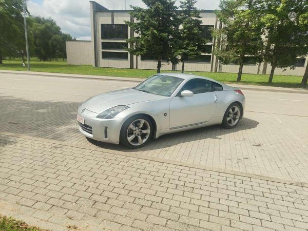 Pelēks Nissan 350Z 2006 Tauragė, ar dzinēja tilpumu 3.50 L un nobraukumu 288 tūkst. km par 5655 €, foto 1 vietnē AUTOMOTO.COM.LV