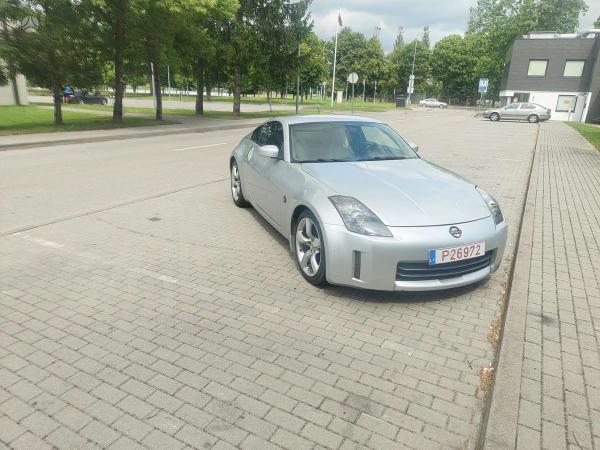 Pelēks Nissan 350Z 2006 Tauragė, ar dzinēja tilpumu 3.50 L un nobraukumu 288 tūkst. km par 5655 €, foto 2 vietnē AUTOMOTO.COM.LV