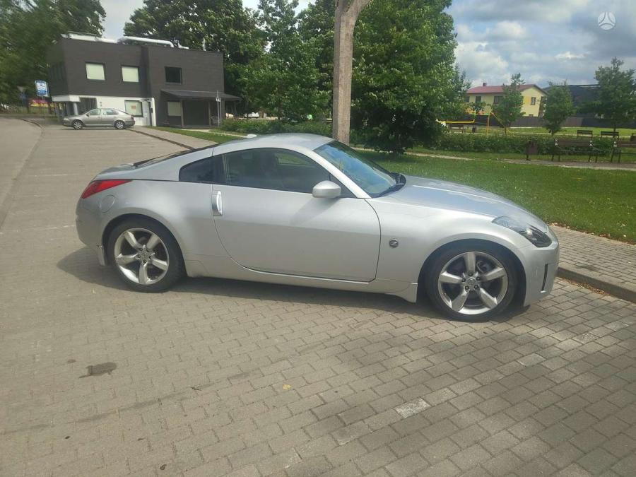 Pelēks Nissan 350Z 2006 Tauragė, ar dzinēja tilpumu 3.50 L un nobraukumu 288 tūkst. km par 5655 €, foto 4 vietnē AUTOMOTO.COM.LV