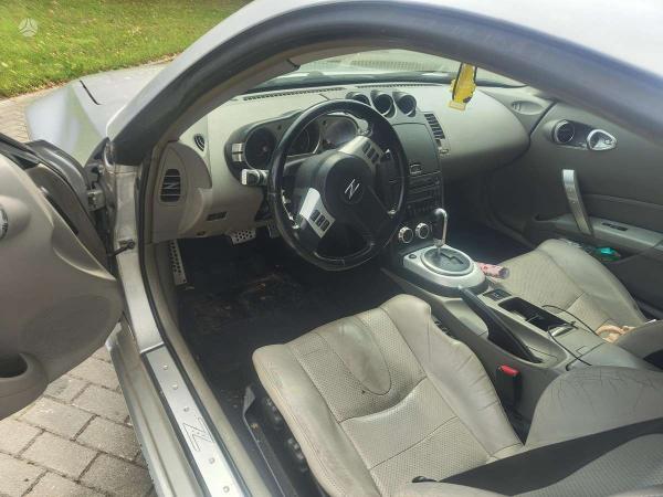 Pelēks Nissan 350Z 2006 Tauragė, ar dzinēja tilpumu 3.50 L un nobraukumu 288 tūkst. km par 5655 €, foto 8 vietnē AUTOMOTO.COM.LV