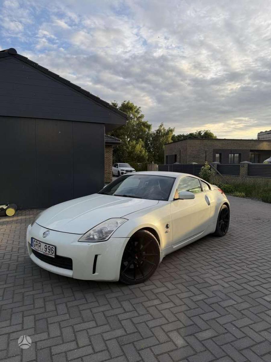 Balts Nissan 350Z 2006 Viļņa, ar dzinēja tilpumu 3.50 L un nobraukumu 96 tūkst. km par 10500 €, foto 3 vietnē AUTOMOTO.COM.LV