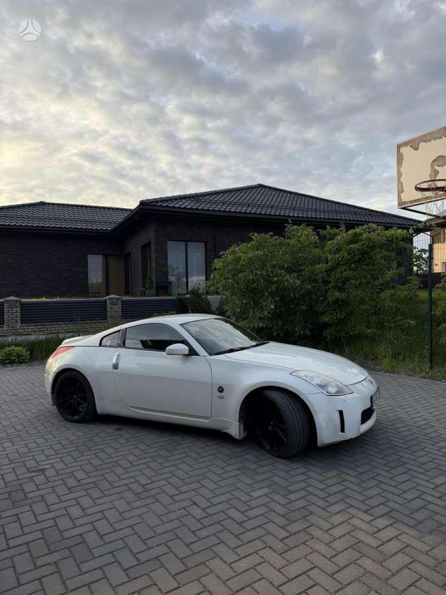 Balts Nissan 350Z 2006 Viļņa, ar dzinēja tilpumu 3.50 L un nobraukumu 96 tūkst. km par 10500 €, foto 5 vietnē AUTOMOTO.COM.LV