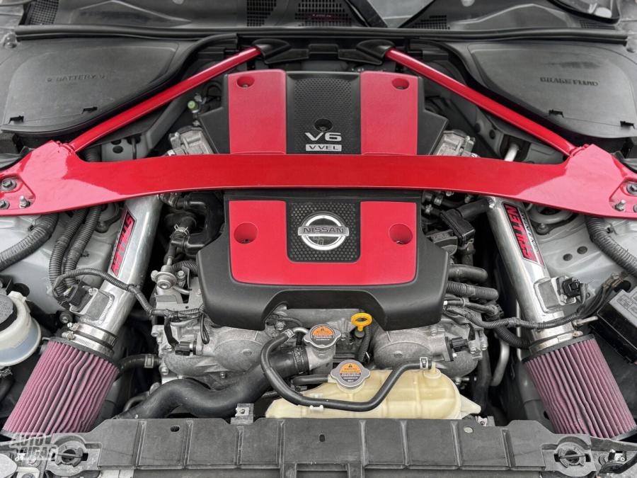 Grey Nissan 370-z 2014 in Klaipeda, with an engine capacity of 3.70 L and mileage of 39 thousand km for 25000 €, photo 5 on AUTOMOTO.COM.LV