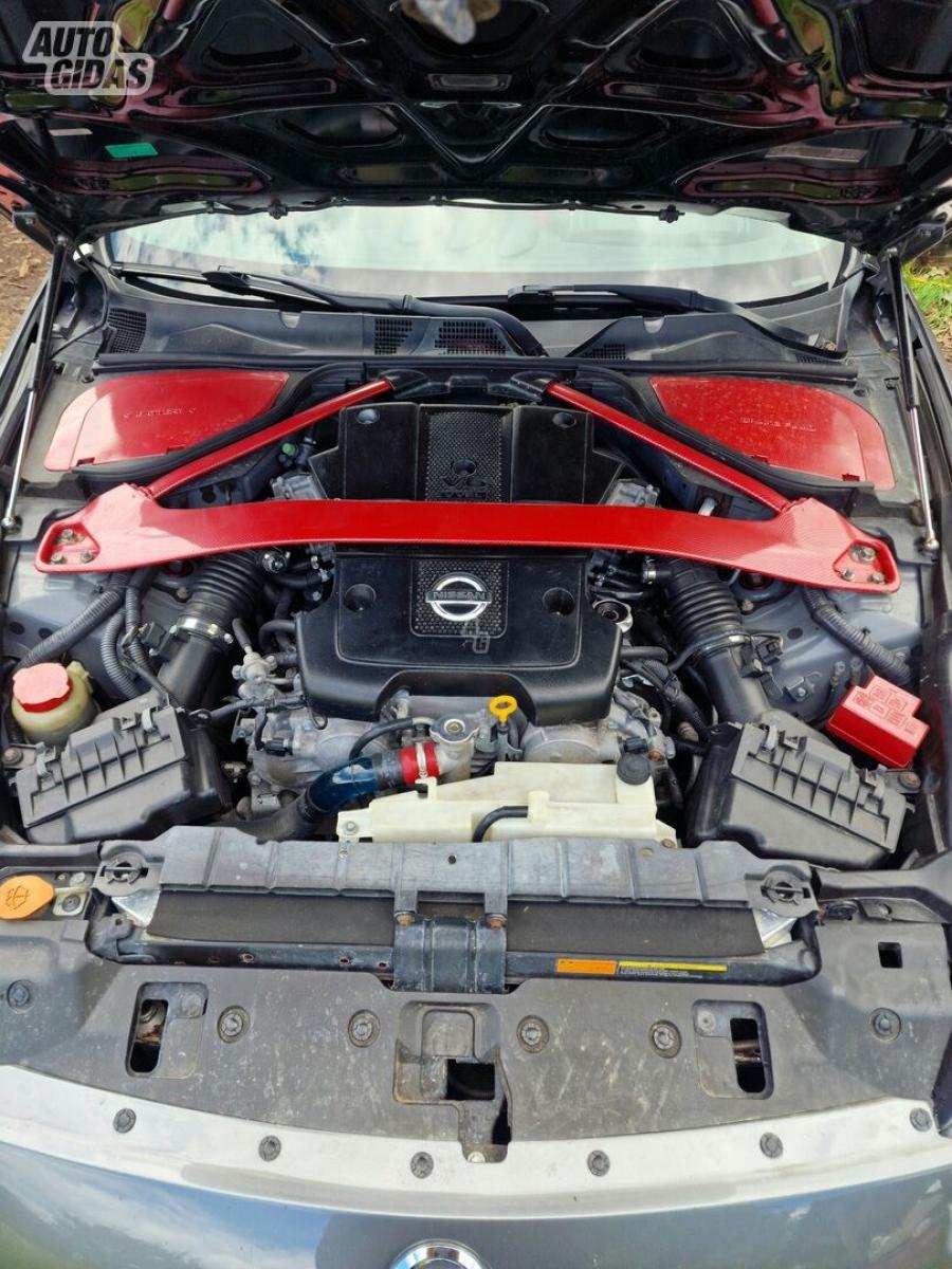 Pelēks Nissan 370-z 2014 Kauņa, ar dzinēja tilpumu 3.70 L un nobraukumu 63 tūkst. km par 23000 €, foto 8 vietnē AUTOMOTO.COM.LV