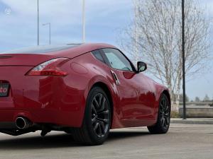 Red Nissan 370-z 2016 in Vilnius, with an engine capacity of 3.70 L and mileage of 25 thousand km for 23500 €, photo 6 on AUTOMOTO.COM.LV
