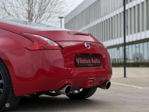 Red Nissan 370-z 2016 in Vilnius, with an engine capacity of 3.70 L and mileage of 25 thousand km for 18490 €, photo 9 on AUTOMOTO.COM.LV