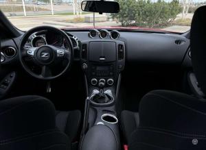 Red Nissan 370-z 2016 in Vilnius, with an engine capacity of 3.70 L and mileage of 25 thousand km for 18490 €, photo 16 on AUTOMOTO.COM.LV