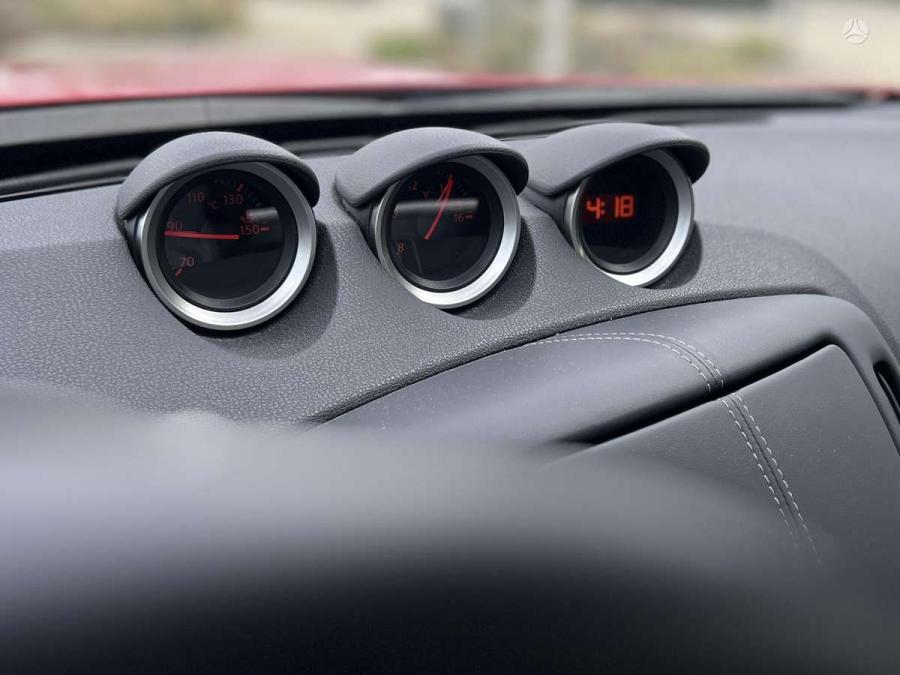 Red Nissan 370-z 2016 in Vilnius, with an engine capacity of 3.70 L and mileage of 25 thousand km for 18490 €, photo 24 on AUTOMOTO.COM.LV