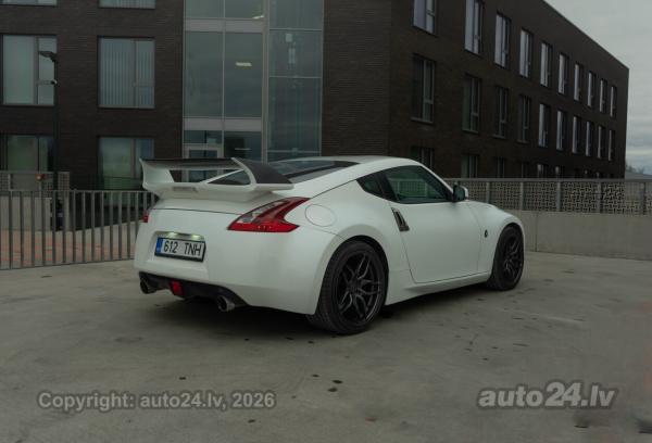 Balts Nissan 370-z 2018 Tallina, ar dzinēja tilpumu 3.70 L un nobraukumu 100 tūkst. km par 22000 €, foto 7 vietnē AUTOMOTO.COM.LV