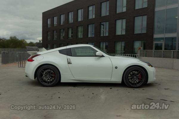 Balts Nissan 370-z 2018 Tallina, ar dzinēja tilpumu 3.70 L un nobraukumu 100 tūkst. km par 22000 €, foto 8 vietnē AUTOMOTO.COM.LV