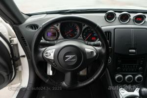 Белый Ниссан 370 З 2018 в Таллин, объемом двигателя 3.70 л и пробегом 100 тыс. км за 22000 €, фото 13 на AUTOMOTO.COM.LV