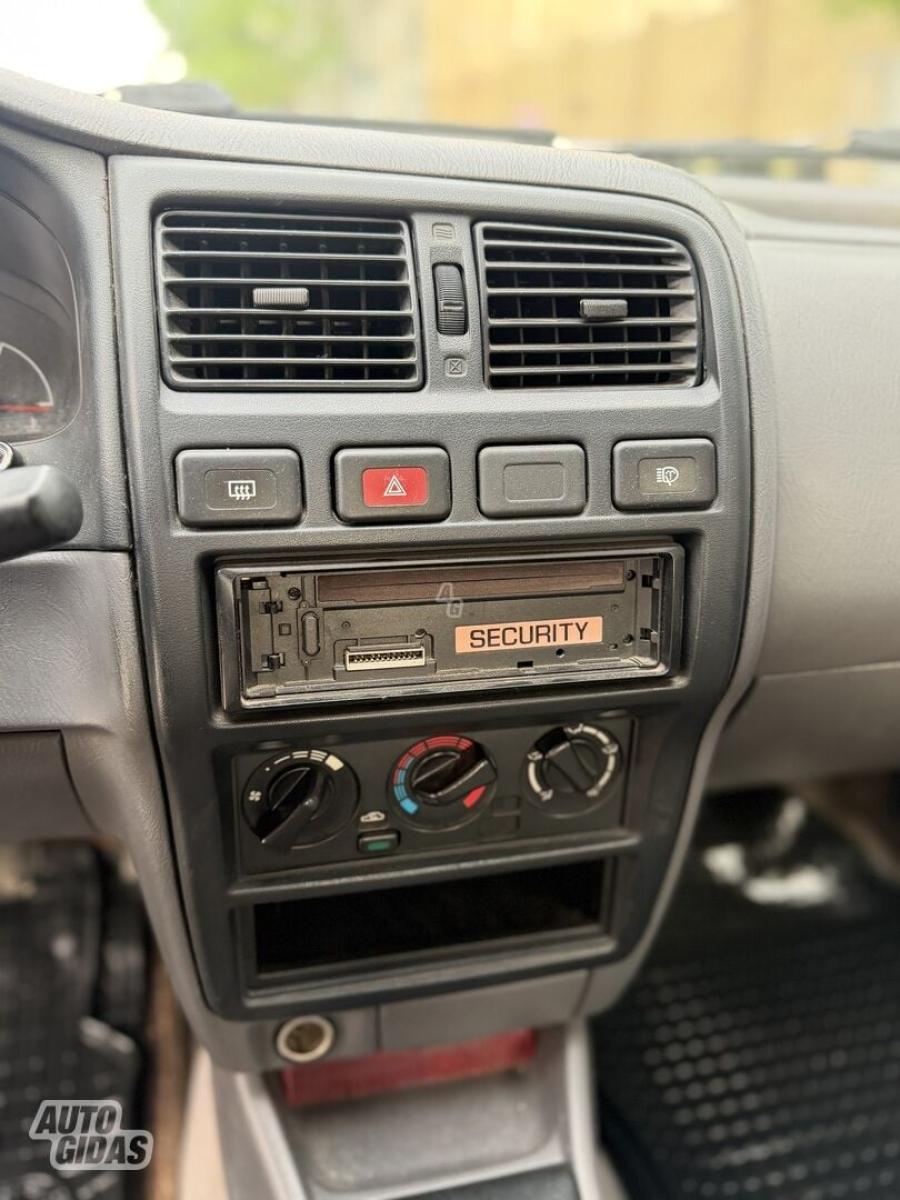 Blue Nissan Almera 1998 in Kaunas, with an engine capacity of 1.60 L and mileage of 187 thousand km for 950 €, photo 23 on AUTOMOTO.COM.LV