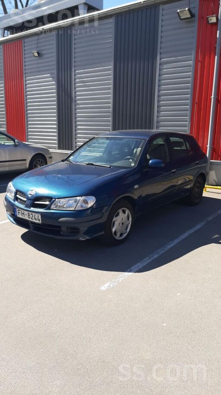 Zils Nissan Almera 2000 Rīga, ar dzinēja tilpumu 1.80 L un nobraukumu 228 tūkst. km par 500 €, foto 3 vietnē AUTOMOTO.COM.LV