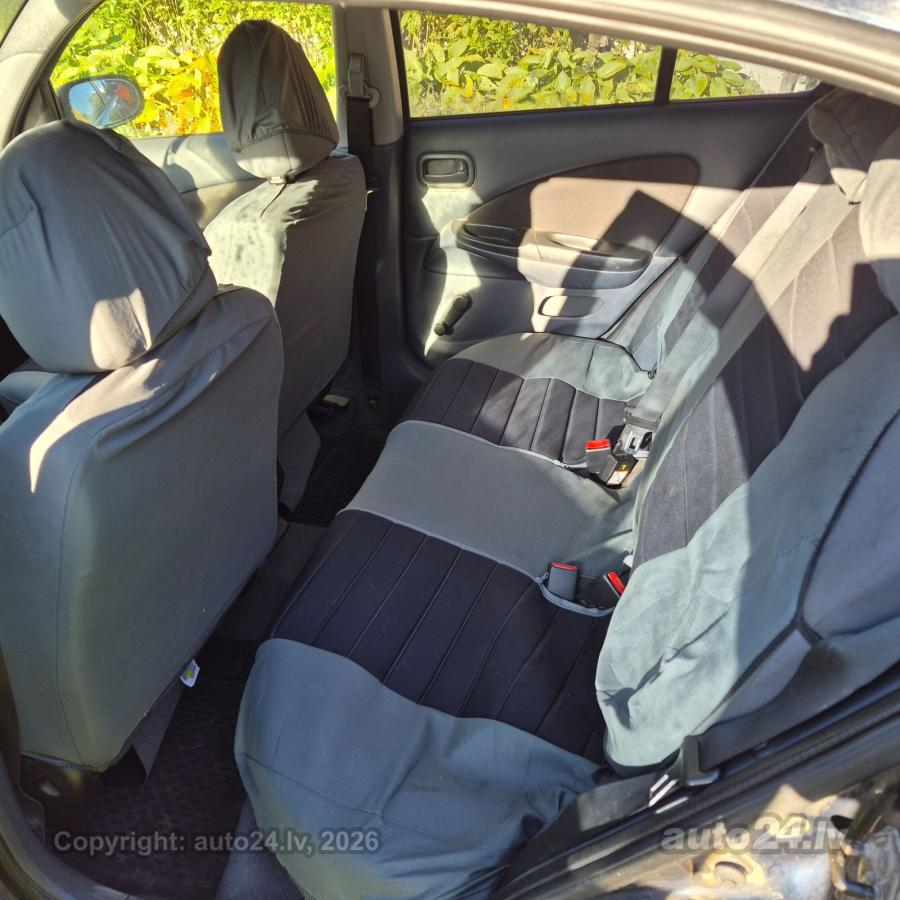 Blue Nissan Almera 2005 in Paide, with an engine capacity of 1.80 L and mileage of 360 thousand km for 1400 €, photo 8 on AUTOMOTO.COM.LV