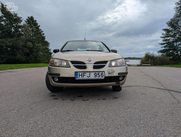 Brūns Nissan Almera 2003 Vilkaviškis, ar dzinēja tilpumu 1.50 L un nobraukumu 260 tūkst. km par 700 €, foto 3 vietnē AUTOMOTO.COM.LV