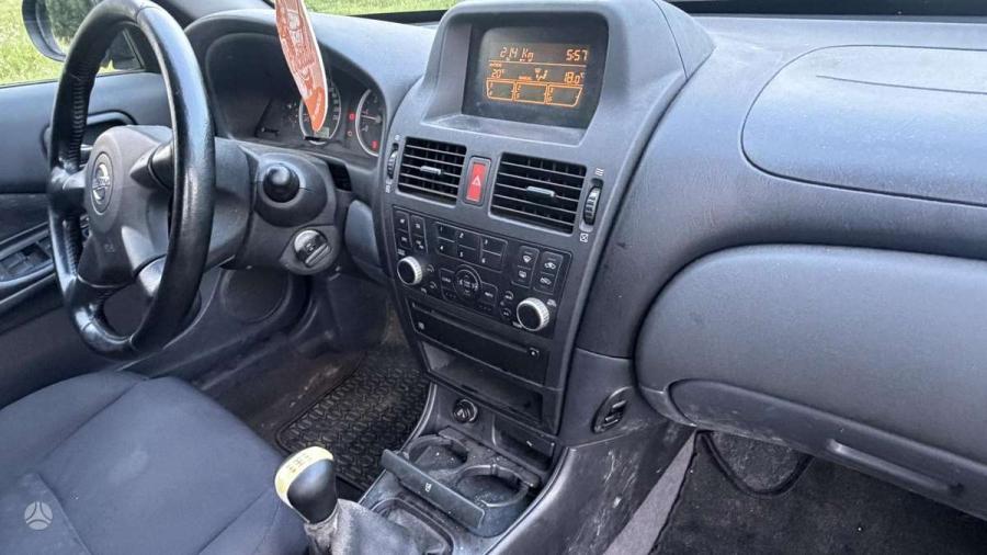 Brūns Nissan Almera 2004 Viļņa, ar dzinēja tilpumu 1.50 L un nobraukumu 320 tūkst. km par 550 €, foto 14 vietnē AUTOMOTO.COM.LV
