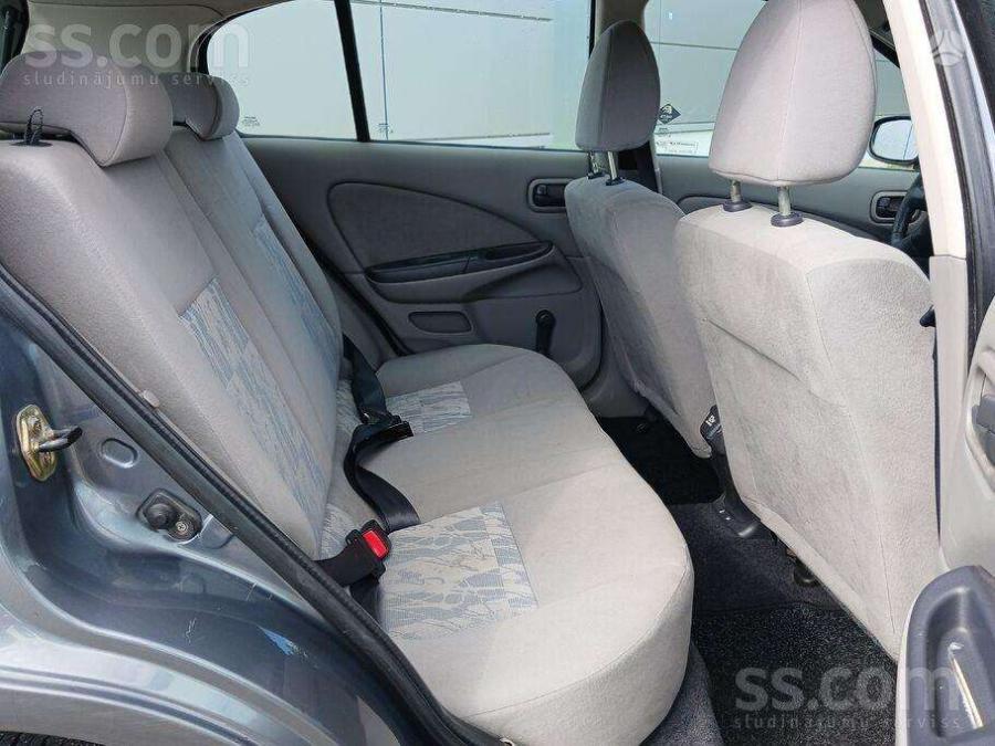 Grey Nissan Almera 2002 in Riga, with an engine capacity of 1.80 L and mileage of 127 thousand km for 1590 €, photo 11 on AUTOMOTO.COM.LV