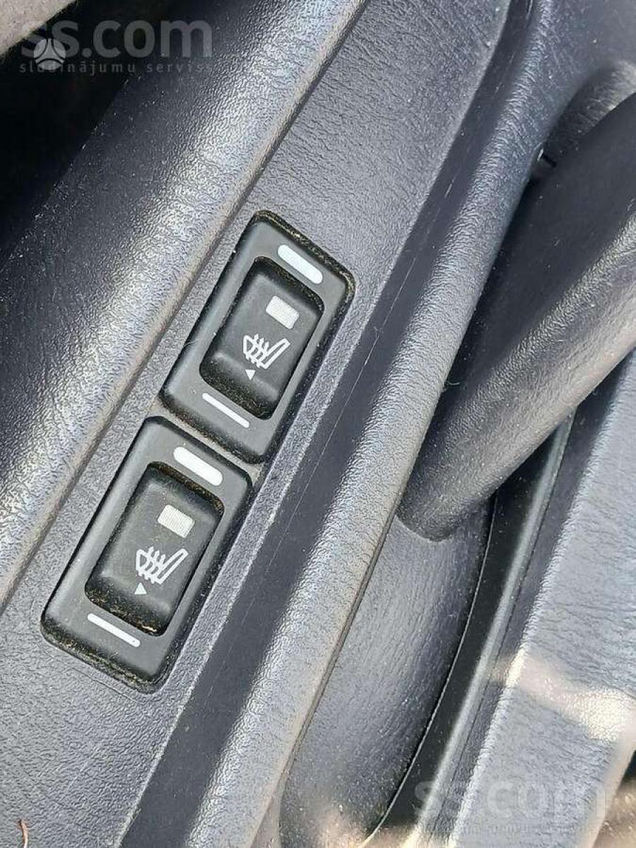 Grey Nissan Almera 2002 in Riga, with an engine capacity of 1.80 L and mileage of 127 thousand km for 1590 €, photo 13 on AUTOMOTO.COM.LV