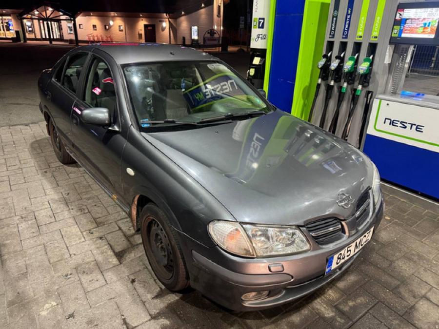 Серый Ниссан Альмера 2002 в Таллин, объемом двигателя 1.80 л и пробегом 242 тыс. км за 999 €, фото 3 на AUTOMOTO.COM.LV
