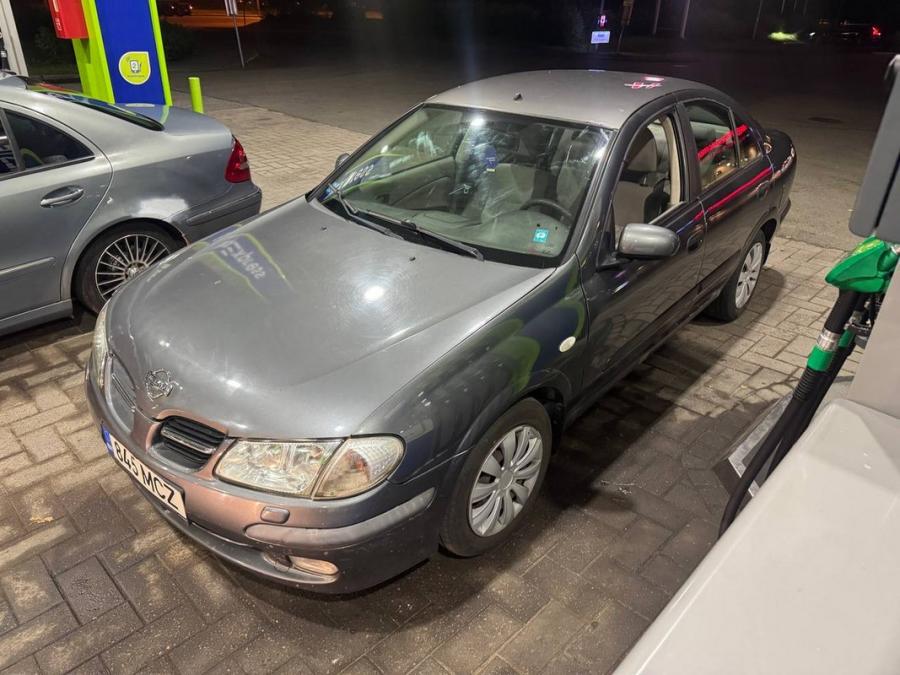 Серый Ниссан Альмера 2002 в Таллин, объемом двигателя 1.80 л и пробегом 242 тыс. км за 999 €, фото 7 на AUTOMOTO.COM.LV