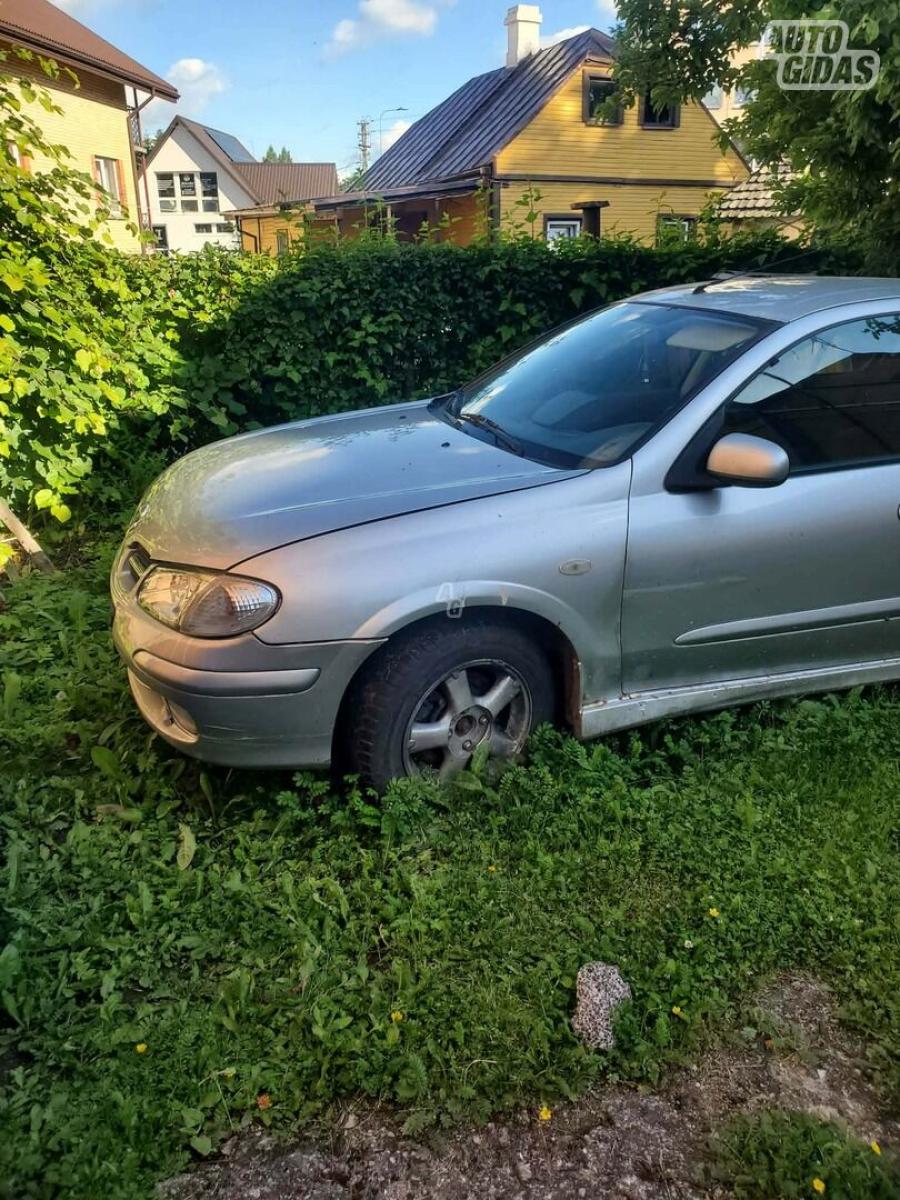 Nissan Almera 2002 in Kelme, with an engine capacity of 2.20 L and mileage of 300 thousand km for 250 €, photo 3 on AUTOMOTO.COM.LV