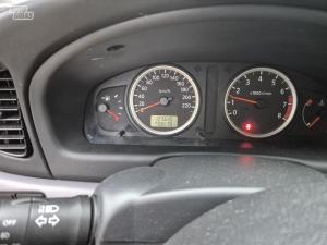 Nissan Almera 2004 Kauņa, ar dzinēja tilpumu 1.50 L un nobraukumu 123 tūkst. km par 700 €, foto 5 vietnē AUTOMOTO.COM.LV
