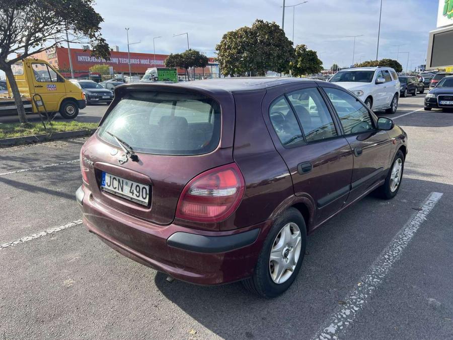 Red Nissan Almera 2002 in Vilnius, with an engine capacity of 1.50 L and mileage of 180 thousand km for 380 €, photo 6 on AUTOMOTO.COM.LV
