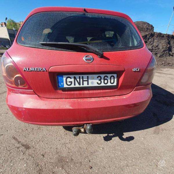 Red Nissan Almera 2003 in Klaipeda, with an engine capacity of 2.18 L and mileage of 336 thousand km for 650 €, photo 2 on AUTOMOTO.COM.LV