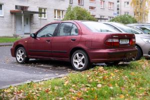 Красный Ниссан Альмера 1999 в Таллин, объемом двигателя 1.90 л и пробегом 186 тыс. км за 600 €, фото 16 на AUTOMOTO.COM.LV