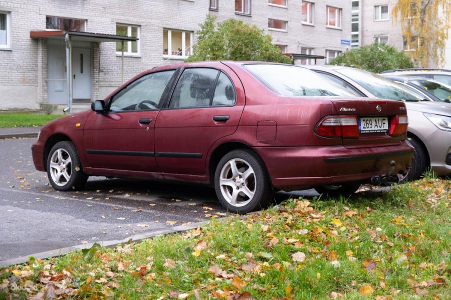 Красный Ниссан Альмера 1999 в Таллин, объемом двигателя 1.90 л и пробегом 186 тыс. км за 600 €, фото 16 на AUTOMOTO.COM.LV