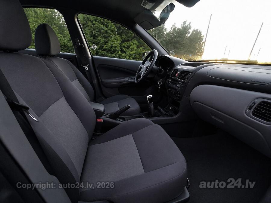 Nissan Almera 2003 Tartu, ar dzinēja tilpumu 1.50 L un nobraukumu 145 tūkst. km par 790 €, foto 6 vietnē AUTOMOTO.COM.LV