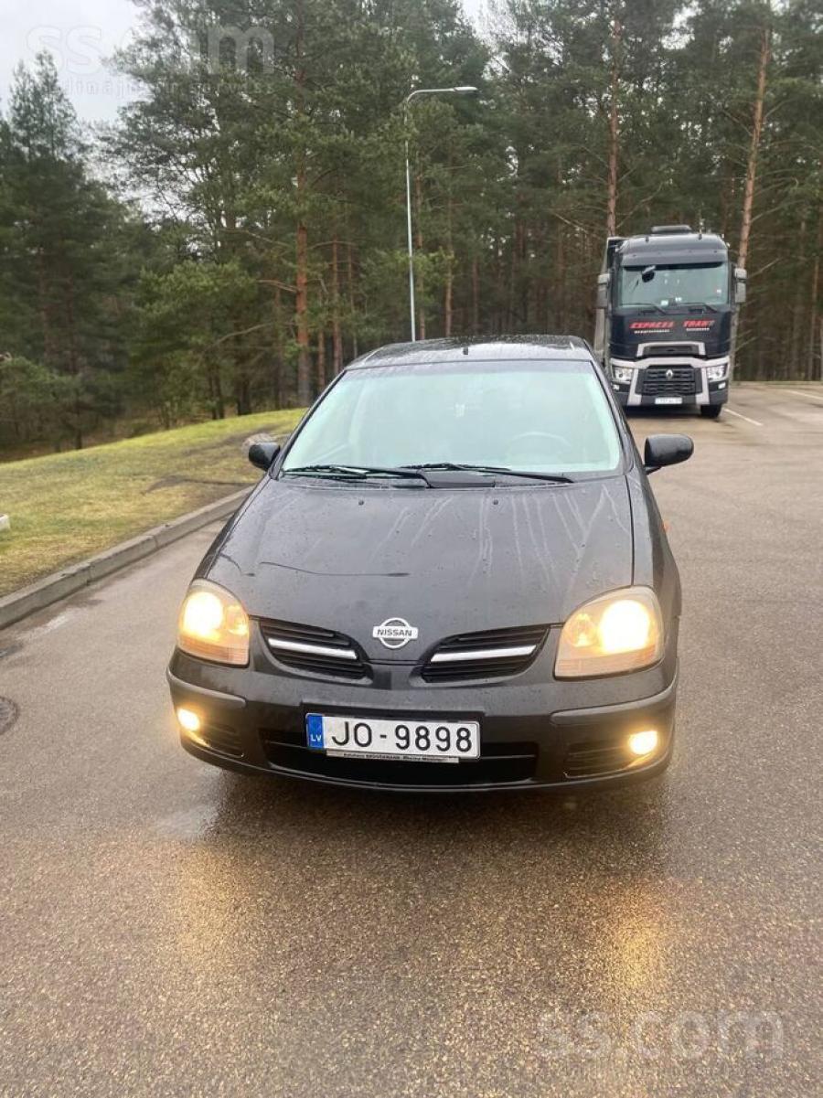 Black Nissan Almera Tino 2002 in Kraslava, with an engine capacity of 2.20 L and mileage of 267 thousand km for 400 €, photo 1 on AUTOMOTO.COM.LV