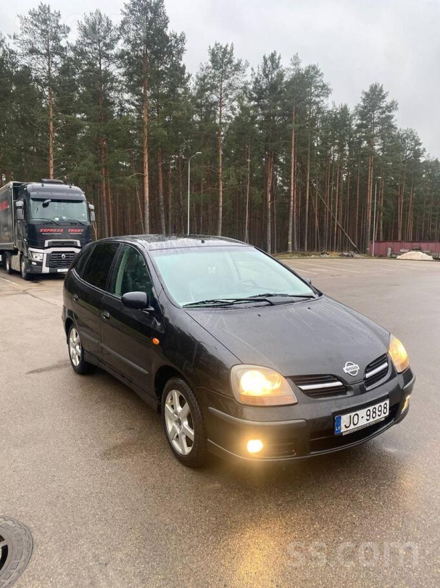 Black Nissan Almera Tino 2002 in Kraslava, with an engine capacity of 2.20 L and mileage of 267 thousand km for 400 €, photo 3 on AUTOMOTO.COM.LV