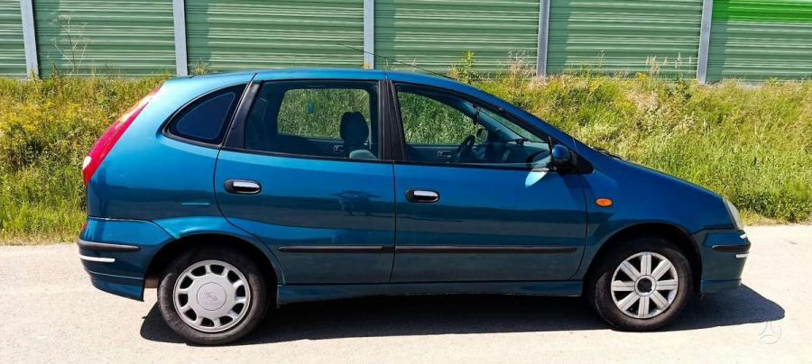 Zils Nissan Almera Tino 2004 Kauņa, ar dzinēja tilpumu 1.77 L un nobraukumu 275 tūkst. km par 950 €, foto 5 vietnē AUTOMOTO.COM.LV