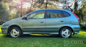 Green Nissan Almera Tino 2001 in Riga, with an engine capacity of 1.80 L and mileage of 92 thousand km for 2500 €, photo 3 on AUTOMOTO.COM.LV