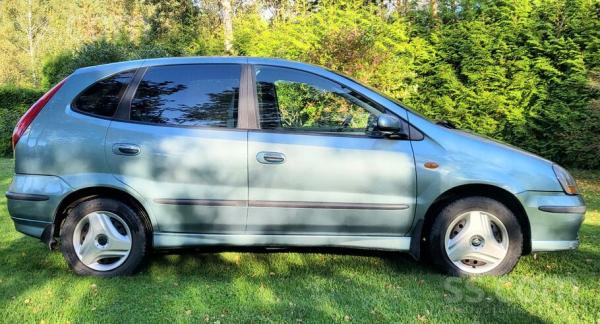 Zaļš Nissan Almera Tino 2001 Rīga, ar dzinēja tilpumu 1.80 L un nobraukumu 92 tūkst. km par 2500 €, foto 7 vietnē AUTOMOTO.COM.LV