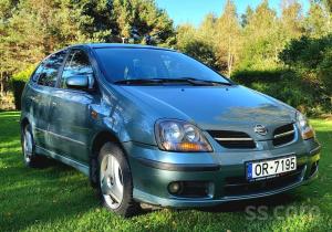Green Nissan Almera Tino 2001 in Riga, with an engine capacity of 1.80 L and mileage of 92 thousand km for 2500 €, photo 8 on AUTOMOTO.COM.LV