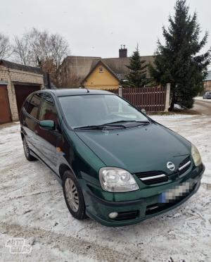 Zaļš Nissan Almera Tino 2005 Kauņa, ar dzinēja tilpumu 1.80 L un nobraukumu 201 tūkst. km par 399 €, foto  vietnē AUTOMOTO.COM.LV