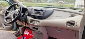 Zaļš Nissan Almera Tino 2000 Rīga, ar dzinēja tilpumu 2.20 L un nobraukumu 289 tūkst. km par 1100 €, foto 23 vietnē AUTOMOTO.COM.LV
