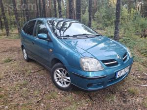 Zaļš Nissan Almera Tino 2003 Daugavpils, ar dzinēja tilpumu 2.20 L un nobraukumu 292 tūkst. km par 950 €, foto  vietnē AUTOMOTO.COM.LV