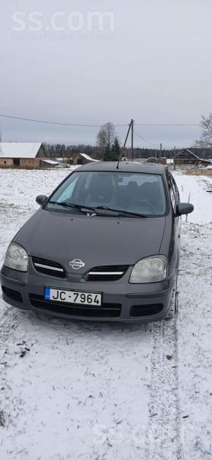 Pelēks Nissan Almera Tino 2004 Valmiera, ar dzinēja tilpumu 2.20 L un nobraukumu 0 tūkst. km par 1300 €, foto  vietnē AUTOMOTO.COM.LV