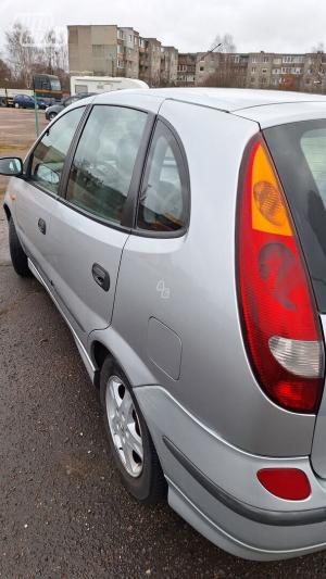 Grey Nissan Almera Tino 2004 in Mazeikiai, with an engine capacity of 2.00 L and mileage of 225 thousand km for 1200 €, photo 8 on AUTOMOTO.COM.LV