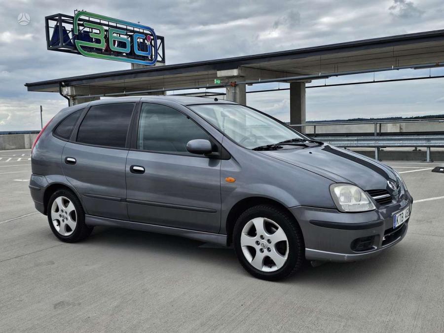 Pelēks Nissan Almera Tino 2004 Viļņa, ar dzinēja tilpumu 1.80 L un nobraukumu 106 tūkst. km par 850 €, foto 4 vietnē AUTOMOTO.COM.LV
