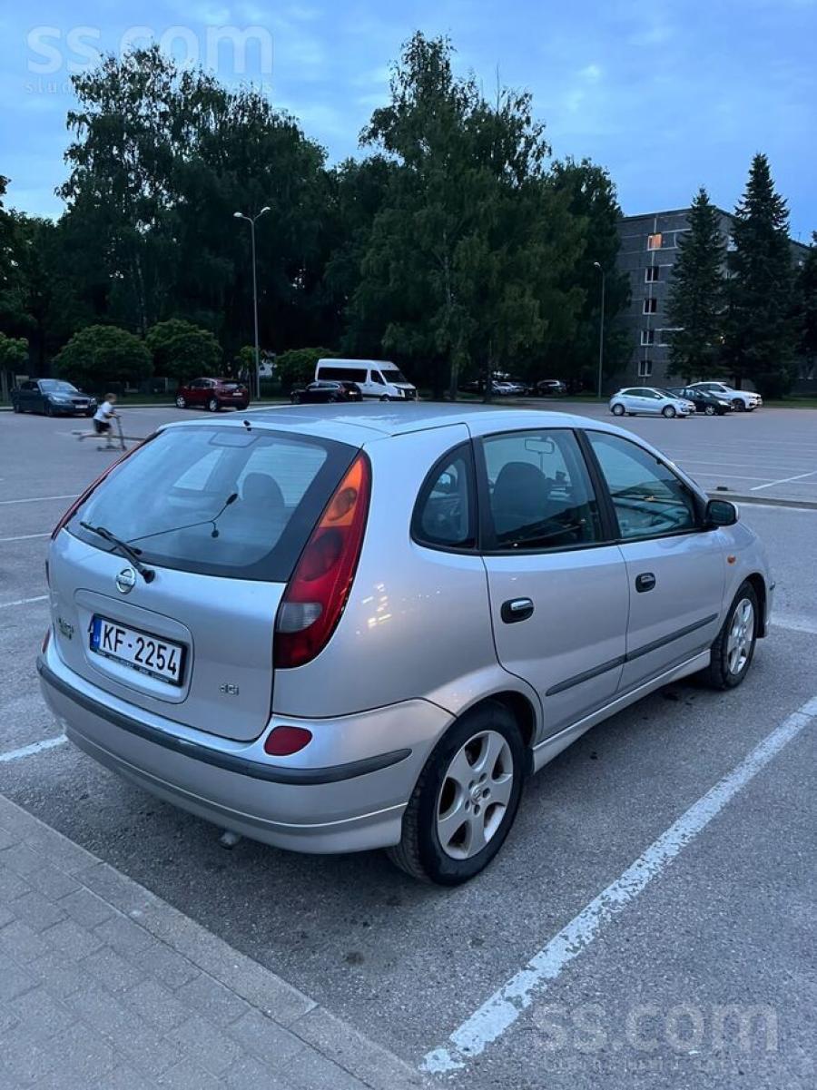 Pelēks Nissan Almera Tino 2004 Jēkabpils, ar dzinēja tilpumu 2.40 L un nobraukumu 250 tūkst. km par 500 €, foto 3 vietnē AUTOMOTO.COM.LV