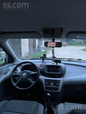 Pelēks Nissan Almera Tino 2004 Jēkabpils, ar dzinēja tilpumu 2.40 L un nobraukumu 250 tūkst. km par 500 €, foto 6 vietnē AUTOMOTO.COM.LV