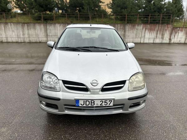 Pelēks Nissan Almera Tino 2006 Anykščiai, ar dzinēja tilpumu 2.18 L un nobraukumu 211 tūkst. km par 350 €, foto 3 vietnē AUTOMOTO.COM.LV