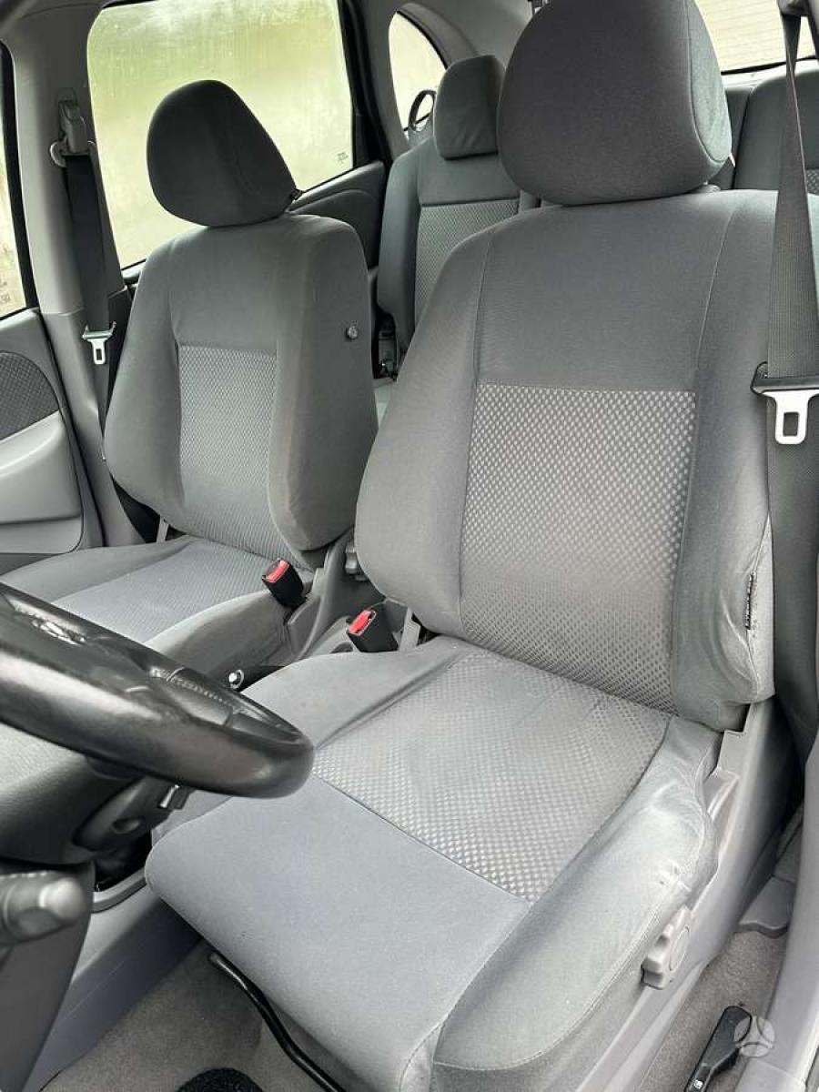 Grey Nissan Almera Tino 2006 in Anyksciai, with an engine capacity of 2.18 L and mileage of 211 thousand km for 350 €, photo 11 on AUTOMOTO.COM.LV