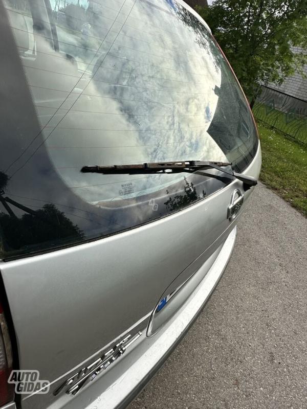 Pelēks Nissan Almera Tino 2002 Kelmė, ar dzinēja tilpumu 1.80 L un nobraukumu 225 tūkst. km par 450 €, foto 6 vietnē AUTOMOTO.COM.LV